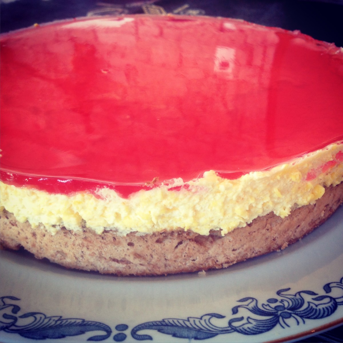 Fromasj kake med gele-topping – Fru Haaland