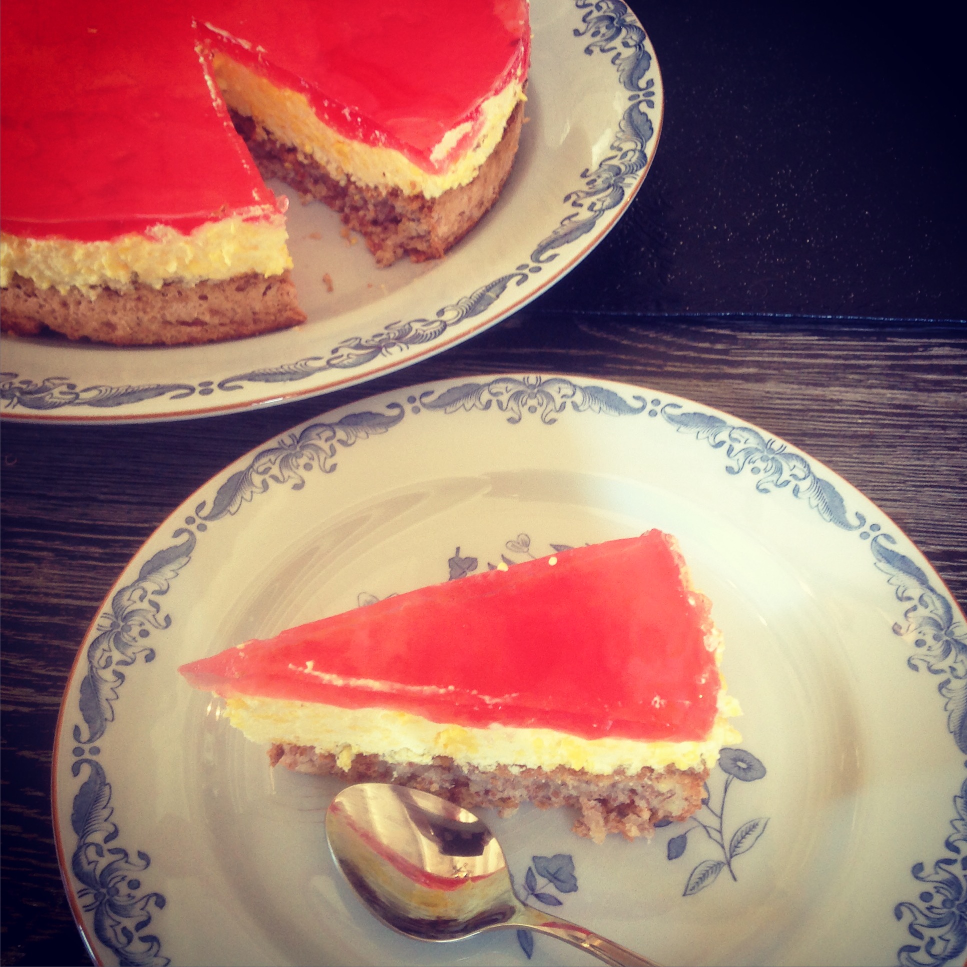 Fromasj kake med gele-topping – Fru Haaland
